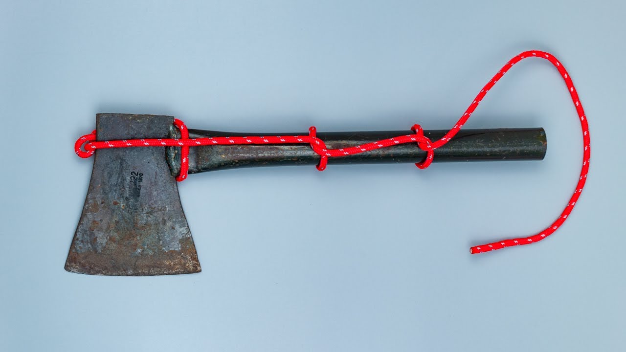 How to Tie an Axe Hitch - YouTube