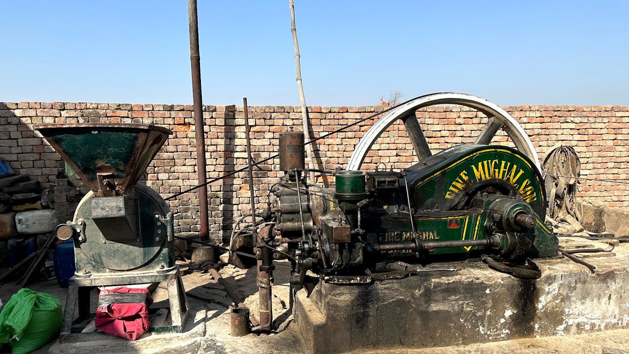 22Hp Diesel oil engine!!Dasi old black engine Amazing working Up ...