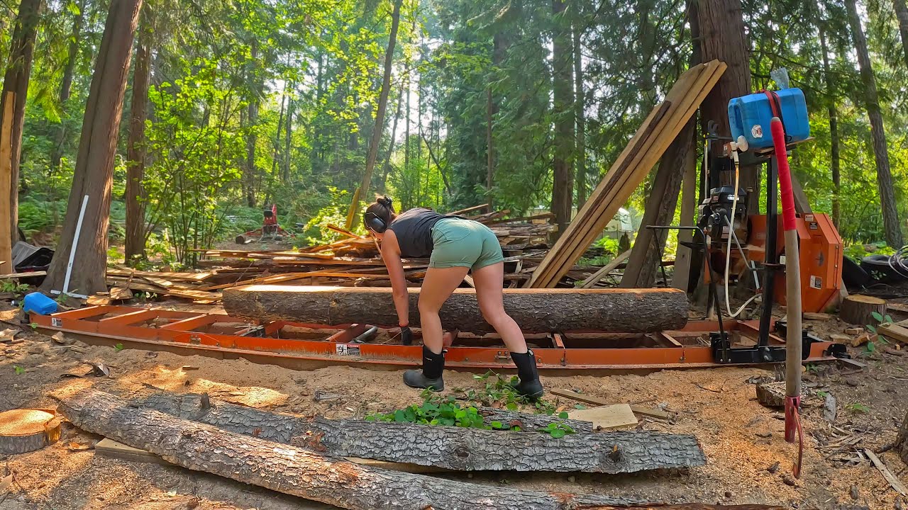 She's Back On The Mill | Adding A Chicken Coop To The Barn - YouTube