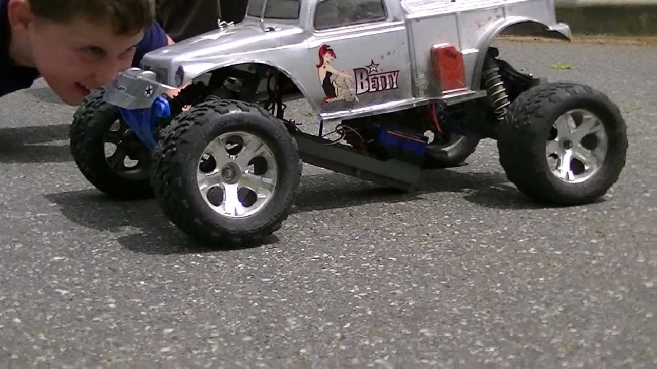 Village Classic Car Show - CRC RC BASH! - YouTube