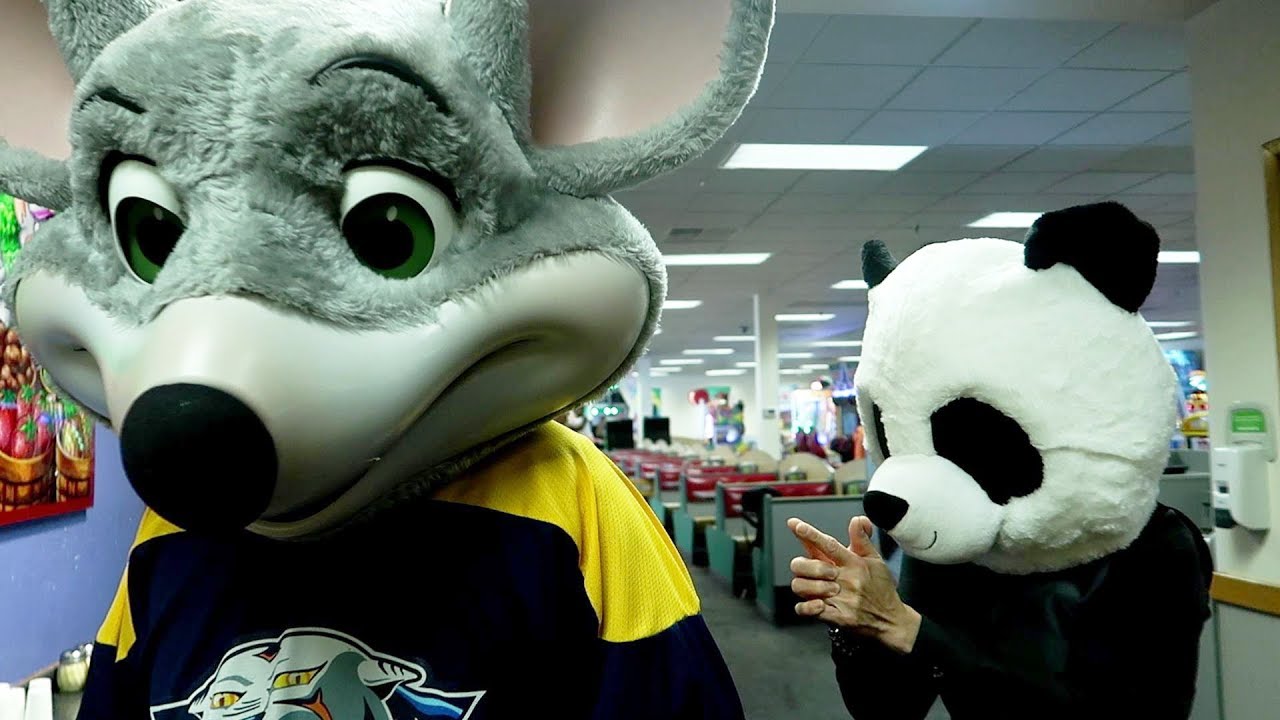 Crazy Panda 🐼 🤣Pranks 😈 😎 Chuck E Cheese 🐭 - YouTube