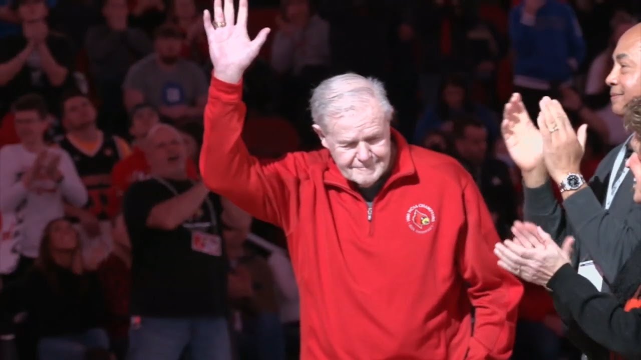 Denny Crum, Louisville's legendary Hall of Fame coach, dies at 86 - YouTube