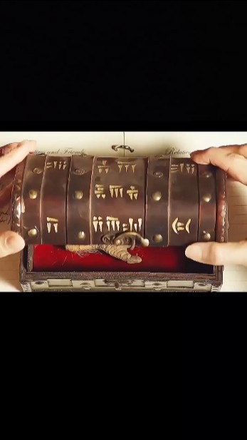 Magic claw 🤯 | shorts #movie #english - YouTube