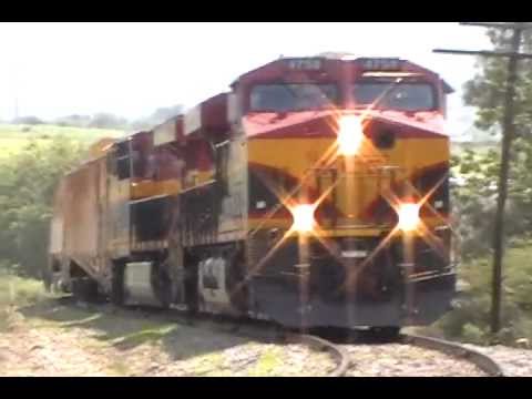 KCSM AC44CW 4509, ES44AC 4758.wmv - YouTube