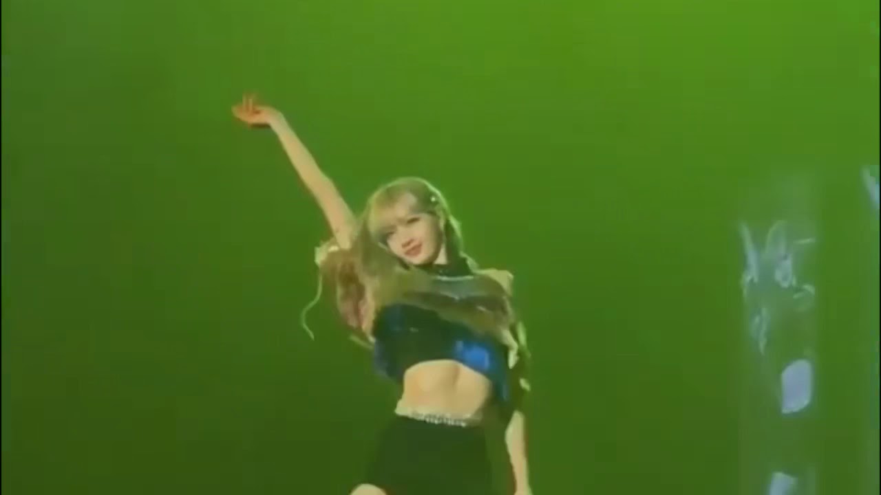 Blackpink Lisa Goes Savage On Dance Floor Crunk Moves - YouTube