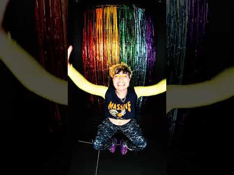 Pollyanna - Boygirl ft NOAHFINNCE (Video)