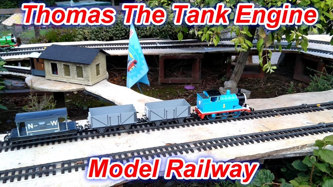 THOMAS THE TANK ENGINE Model Railway - YouTube