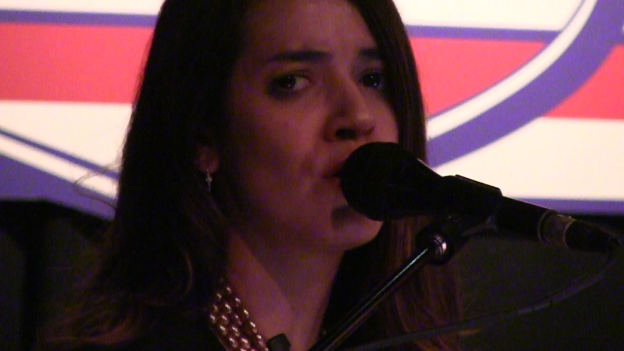 I Fall to Pieces---Ginny Mac & Michael Richardson - YouTube