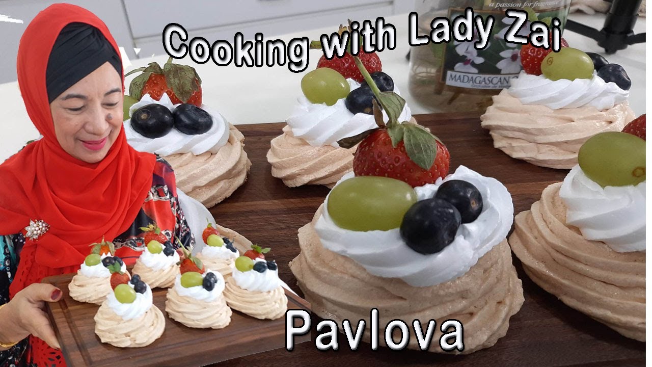 Pavlova by Chef Zaidah ( translated to English, Cinese & Arabic) - YouTube