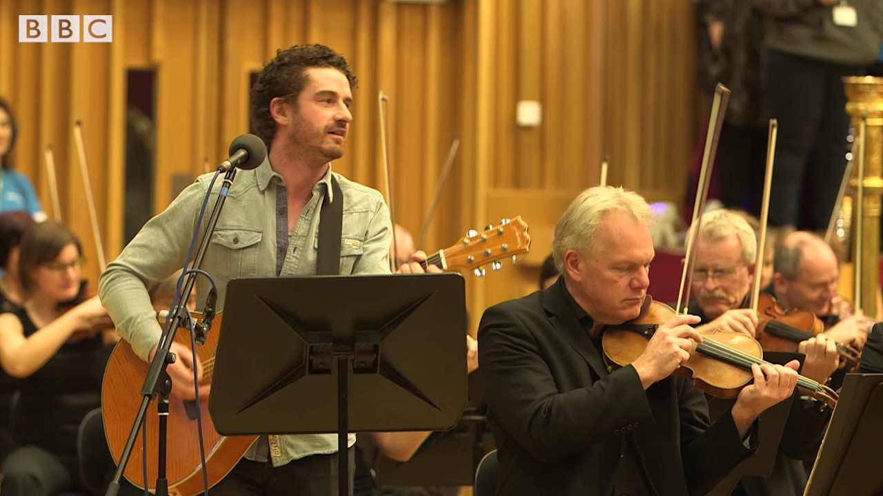 Sebona Fi - Yws Gwynedd a Cherddorfa Genedlaethol Gymreig Y BBC - YouTube