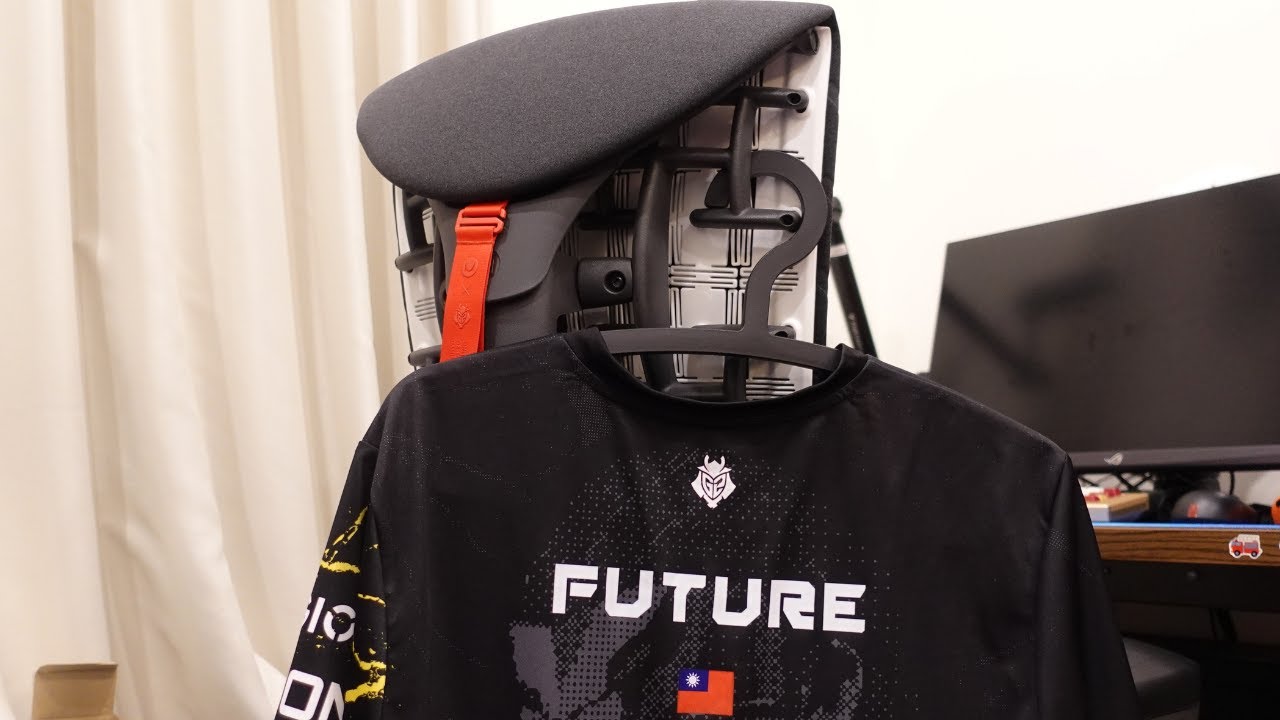 我買了張限量的Embody給自己當生日禮物 EMBODY GAMING CHAIR - G2 ESPORTS - YouTube