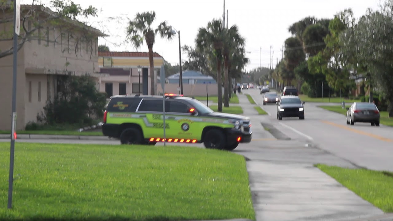 STUART FIRE RESCUE BATTALION 5 RESPONDING CODE 3!!! - YouTube