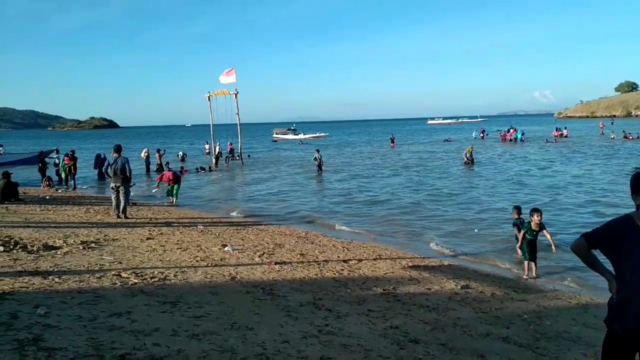 Pantai lariti Sape ( Bima ) - YouTube