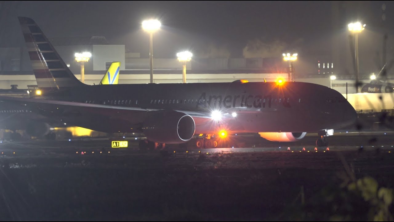 American Airlines Boeing 787-8 N814AA Takeoff from NRT 16R - YouTube