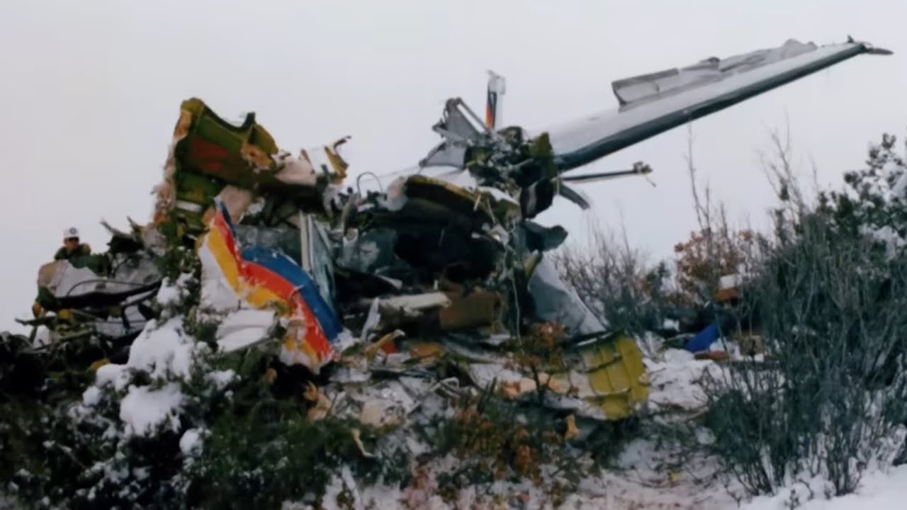 trans-Colorado flight 2286-crash animation - YouTube
