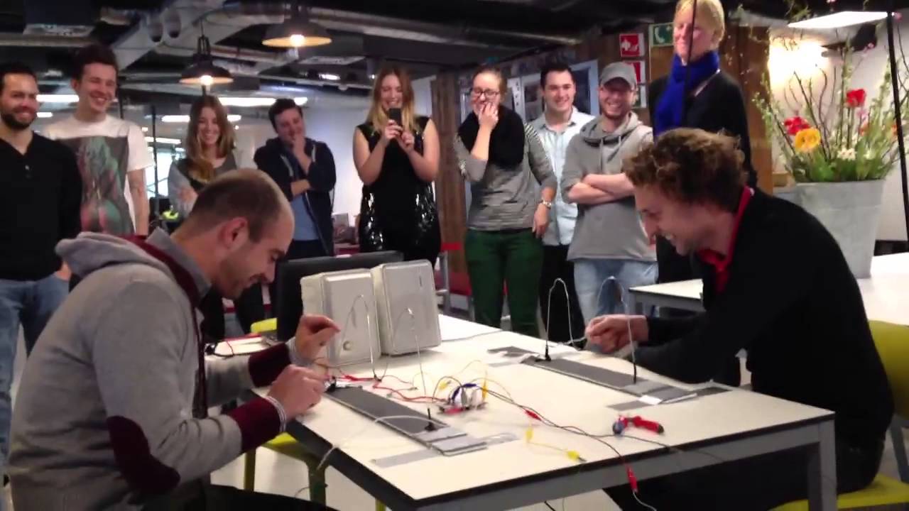 Frustration game - YouTube