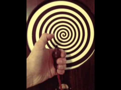 The Mind Melter / hypnotic art - YouTube