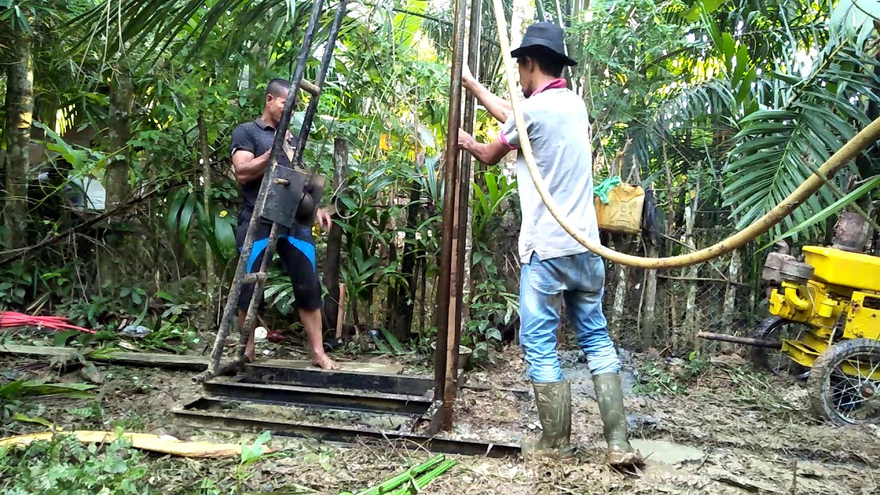Penggalian sumur bor - YouTube