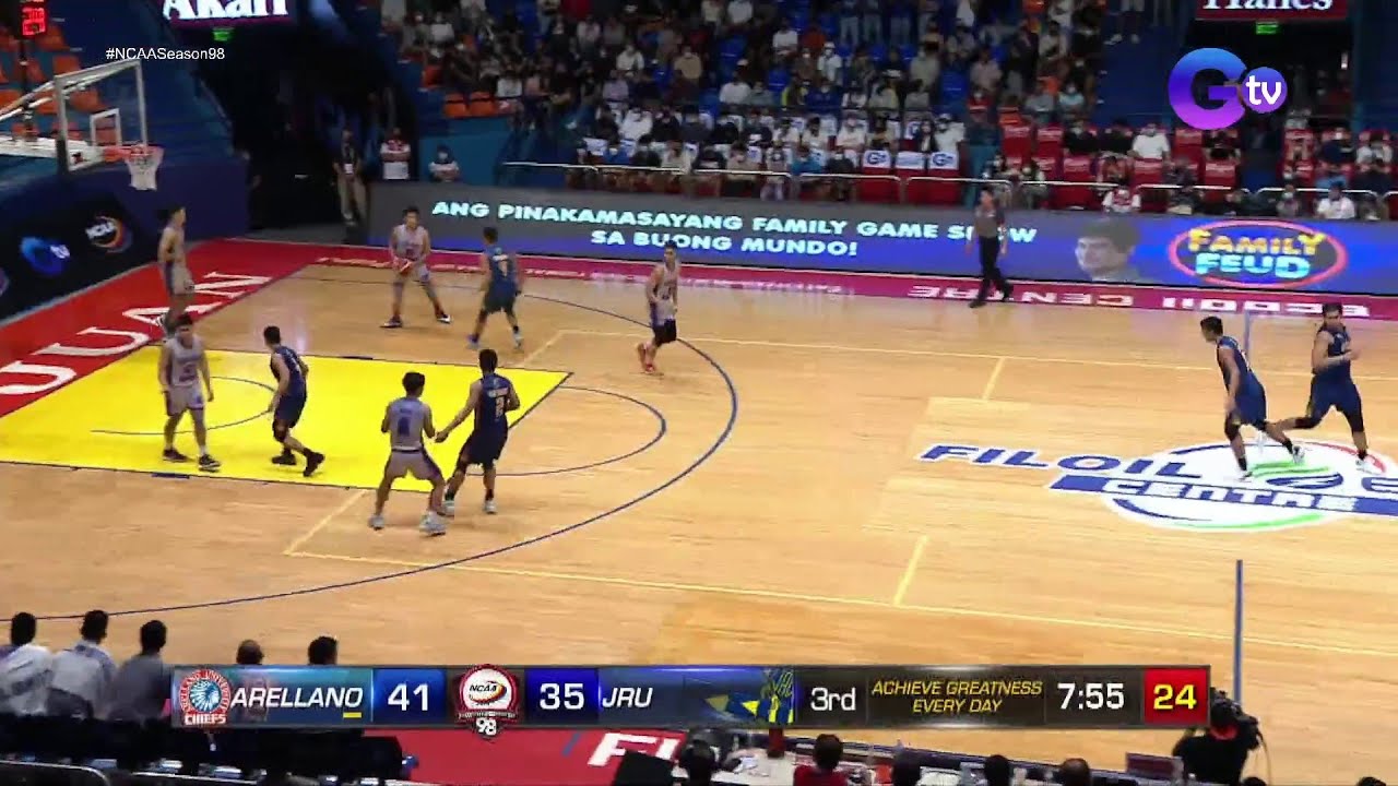 Good ball movement for JRU finding Guiab inside for the easy two points ...