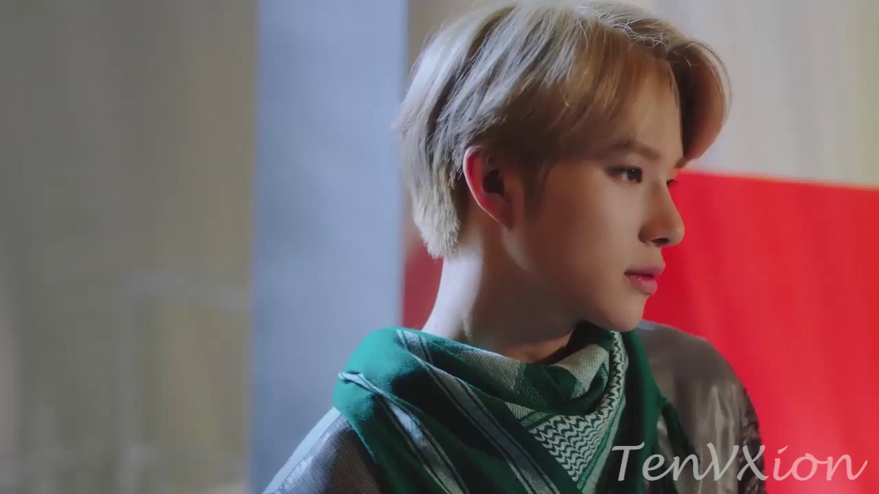 NCT 127 'Wakey Wakey' ft Lee Felix (Vine? Ig?) - YouTube