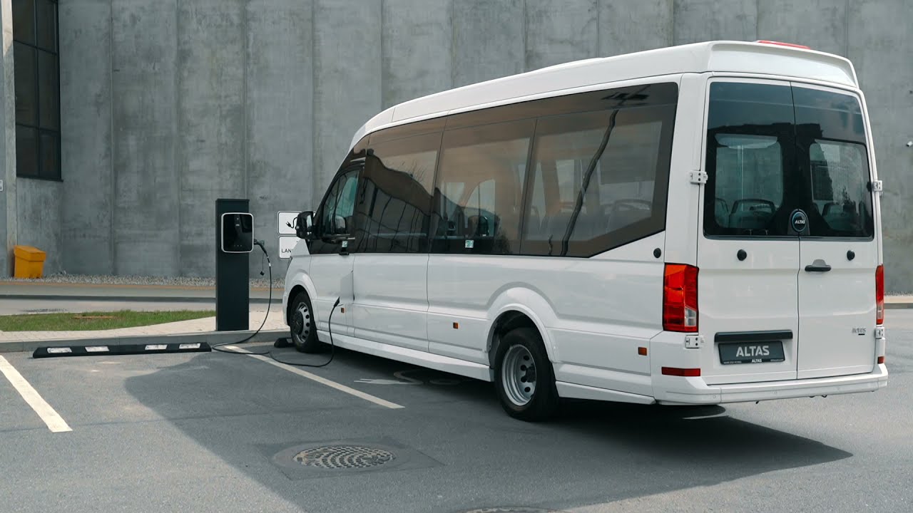 ALTAS AUTO Electric city minibus - YouTube