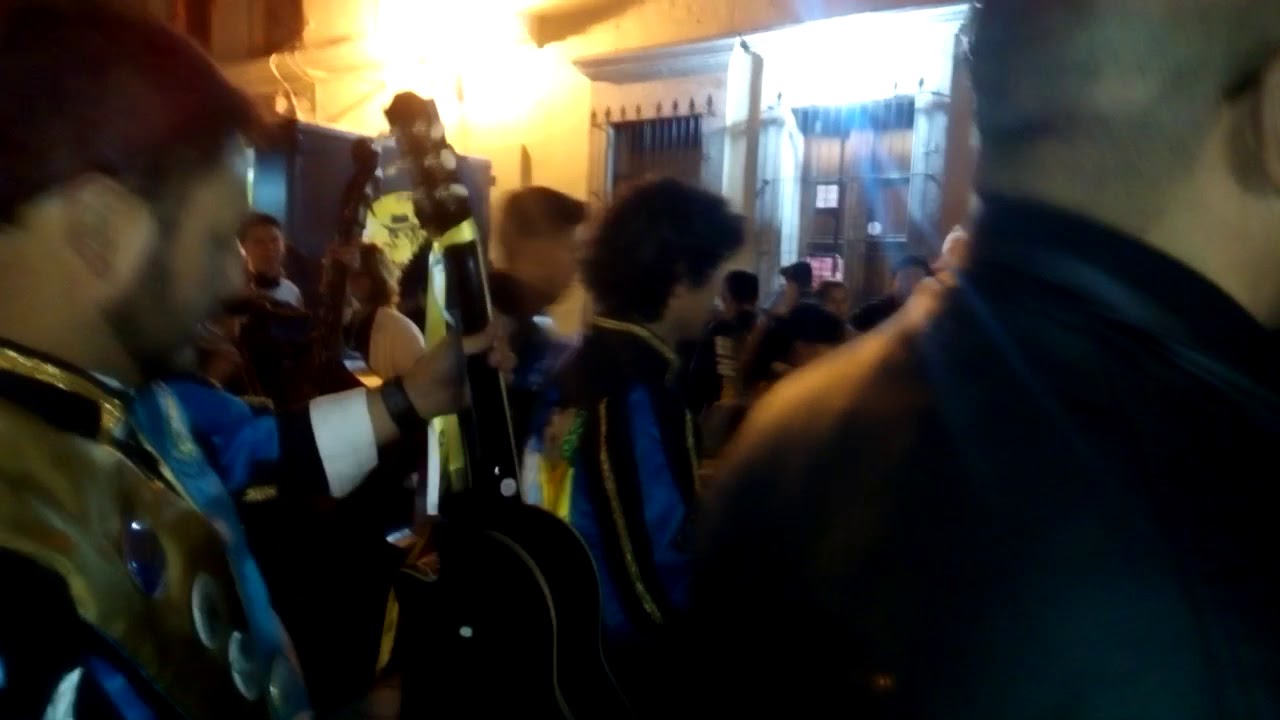 Callejoneadas con la Rondalla del FAOT en Álamos - YouTube