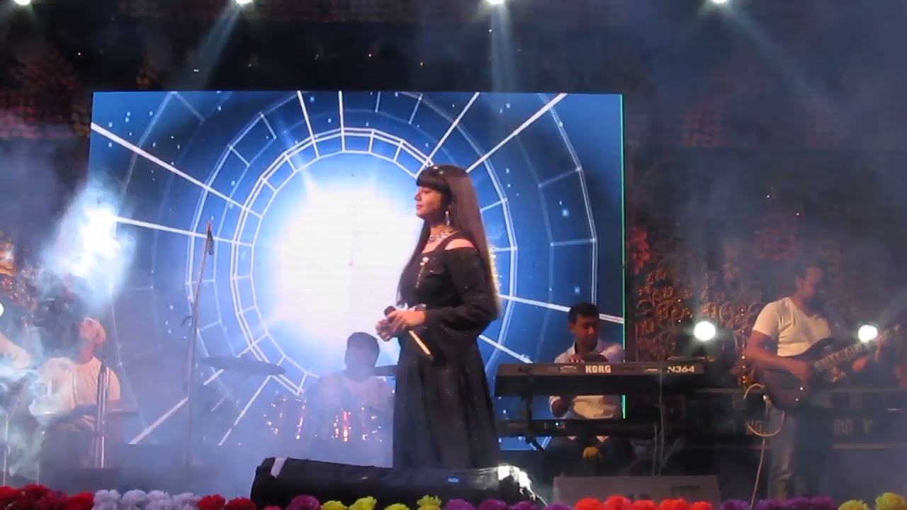 "Takhan Tomar Ekush Bochor" Live Performance by Rajashri Bag - YouTube