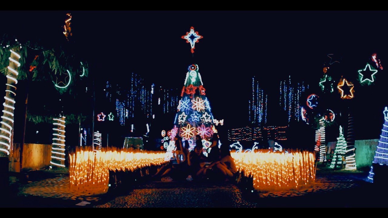 Kumukutikutitap by Joey Albert featuring Christmas Lights at Rizal Park ...