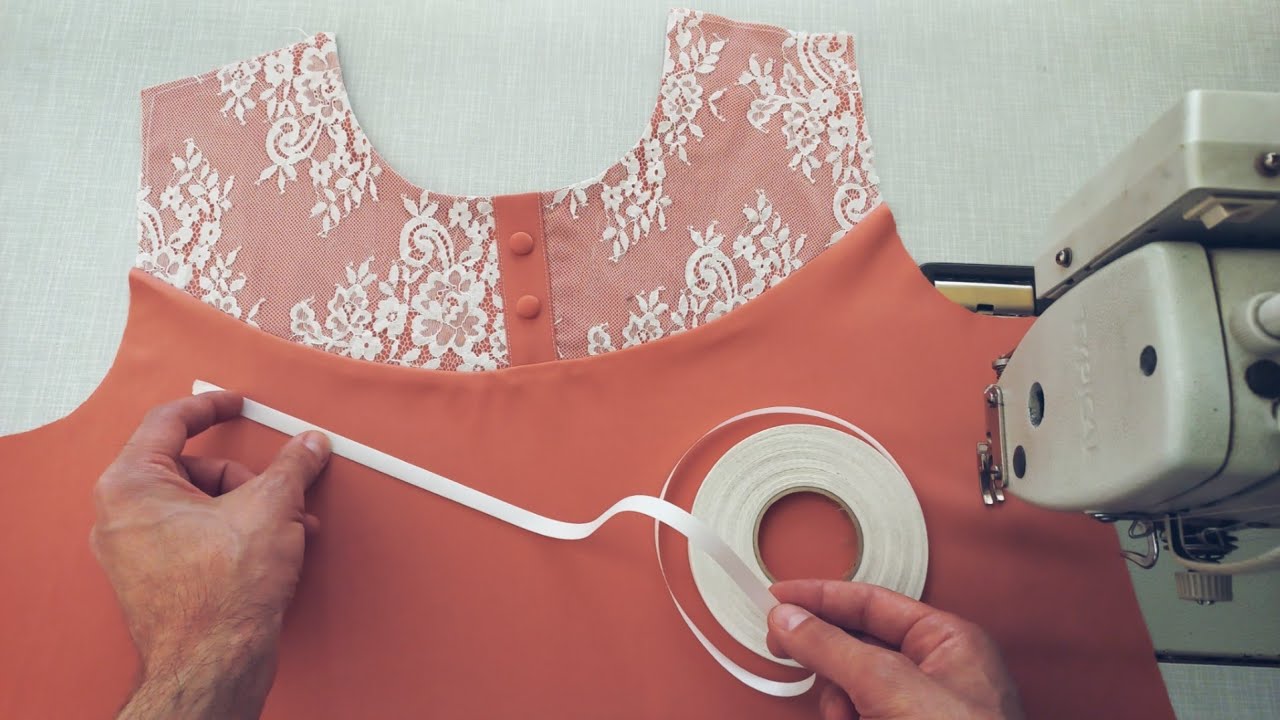 🌹 The easiest way for beginners. Neck stitching with lace ️ - YouTube