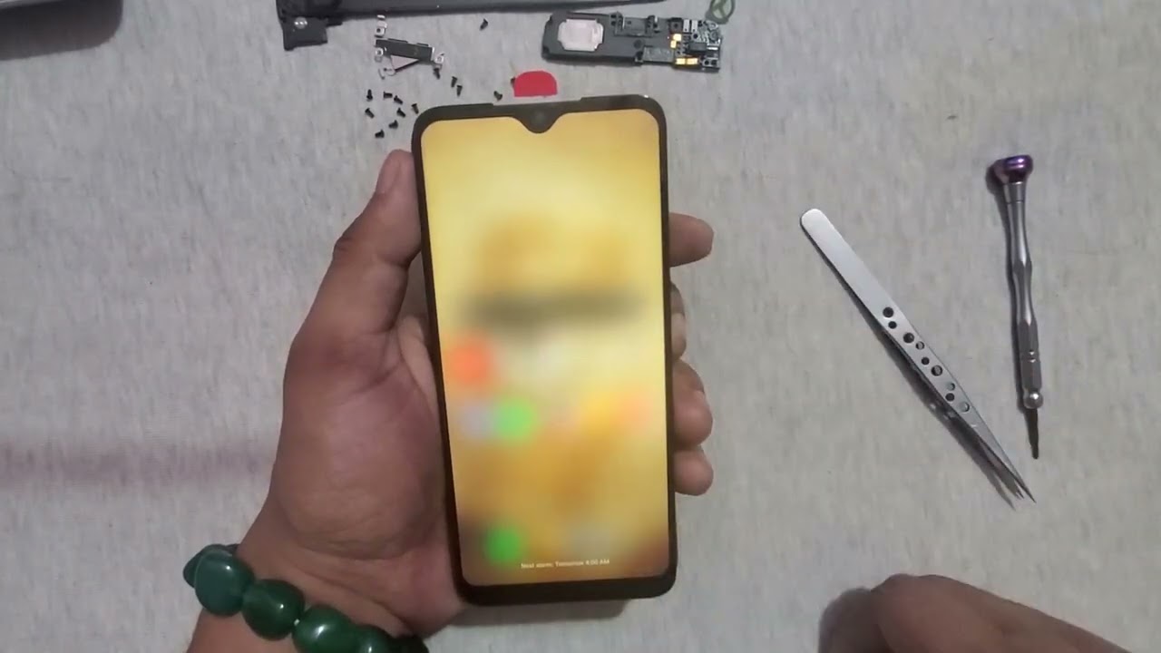 LCD Screen Restoration - Change Mobile Phones Screen At Home - YouTube