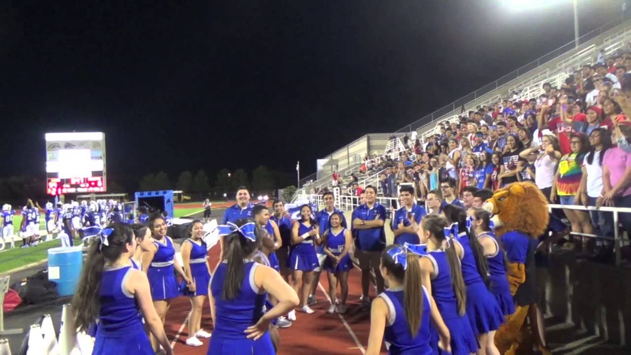 RL Turner Student Section, Cheerleaders, Drum line, Lionettes - YouTube