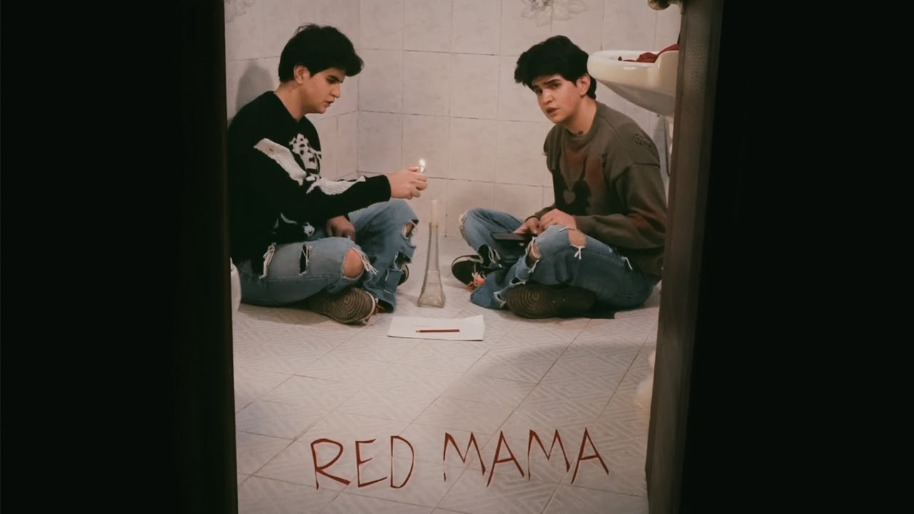 RED MAMA 💀 | HISTORIA DE TERROR | RAULTOO | #misterio - YouTube