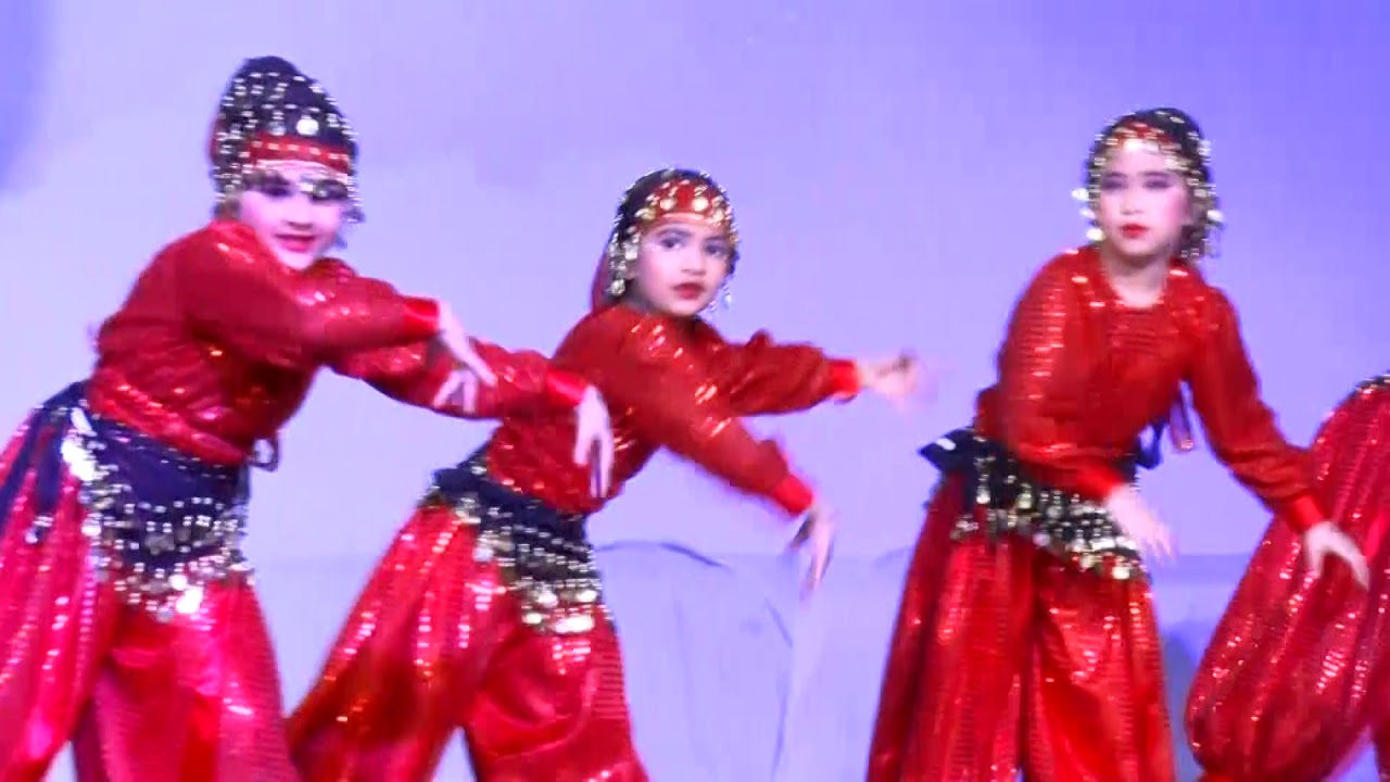 Nanhe Taare 2017 18 Arabian Dance - YouTube
