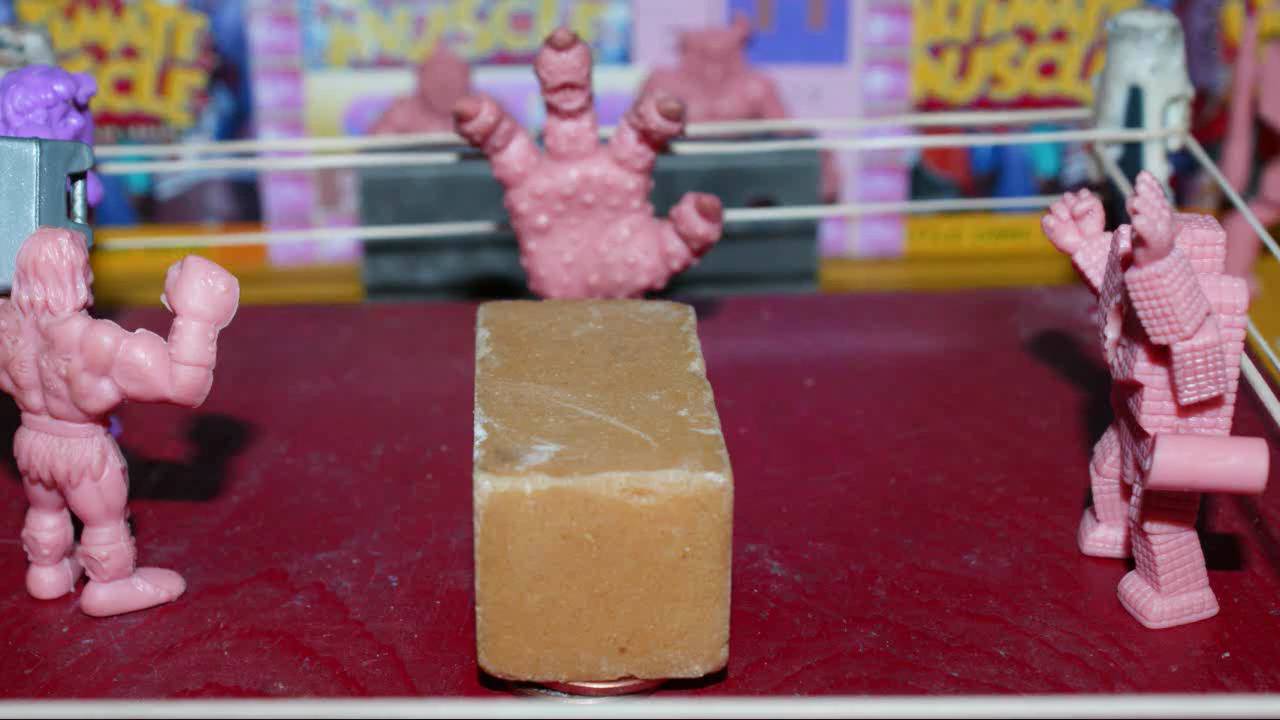 Animated Arm Wrestling in HD - YouTube