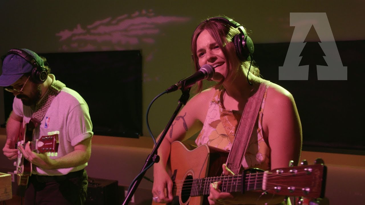 Erin Rae on Audiotree Live (Full Session) - YouTube