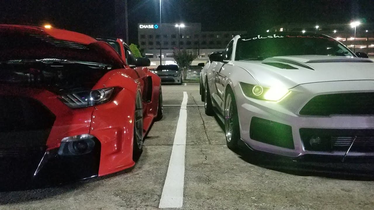 Epic Saturday Night Car Meet with Bugatti Chiron - YouTube