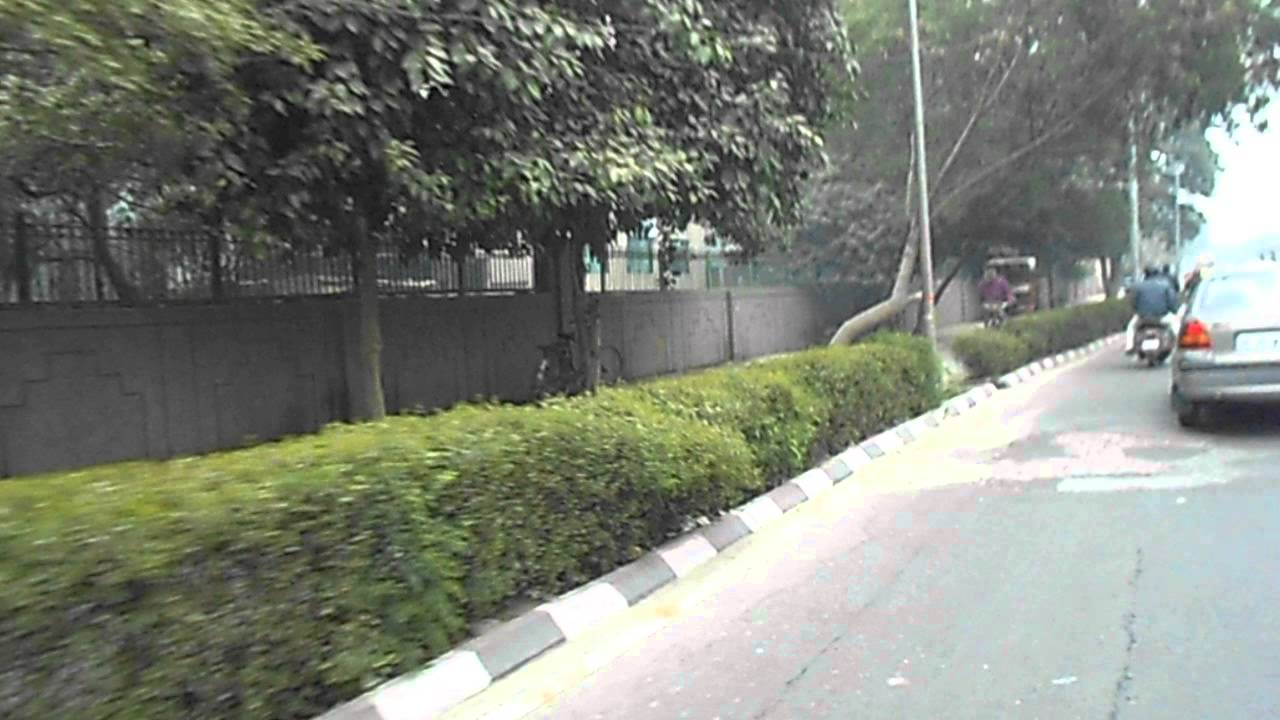 01 Moolchand to Barapulla flyover - YouTube