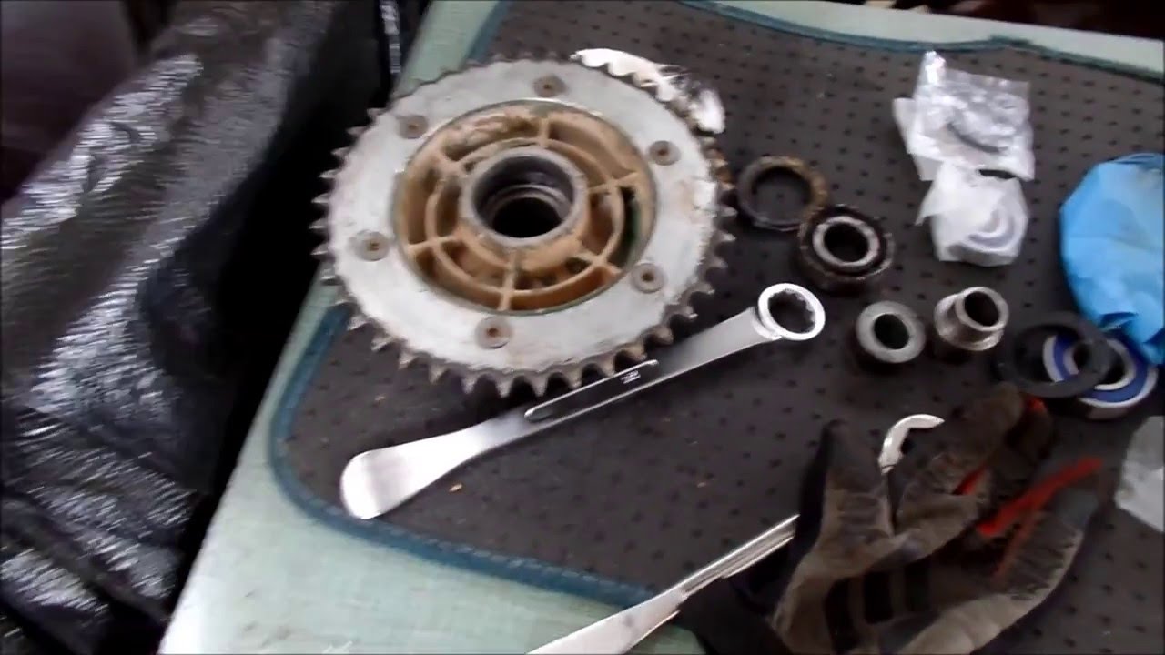 HadesOmega How to VLOG: Change DR650 Cush Drive Hub Bearing - YouTube