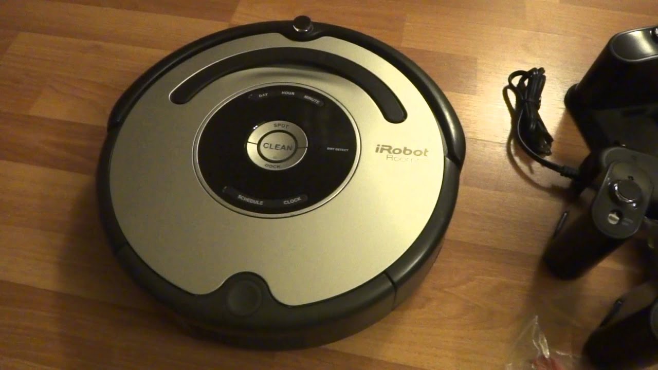 iRobot Roomba 561 AeroVac - YouTube
