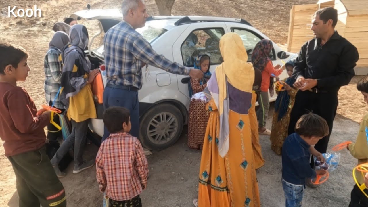 Heartfelt Exchange: Tourists Bring Joy with Toys for Nomadic Children | Nomad Diaries - YouTube