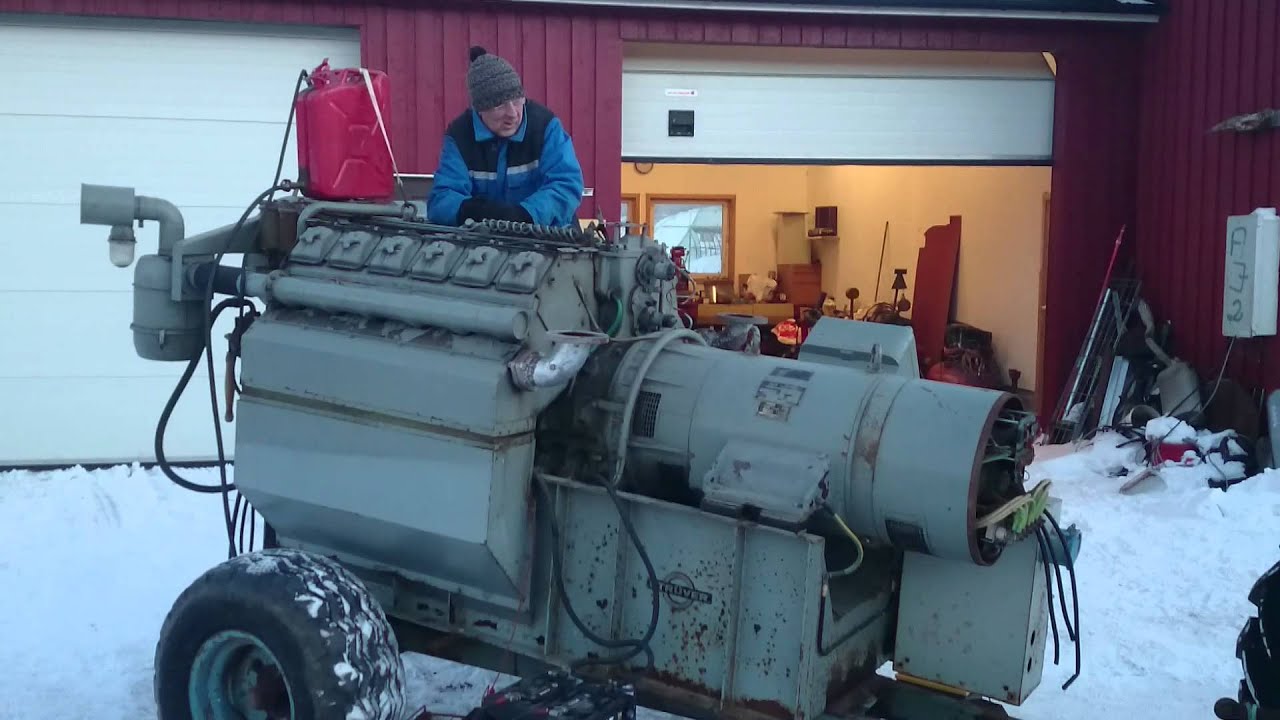 Deutz F12L714 V12 - YouTube