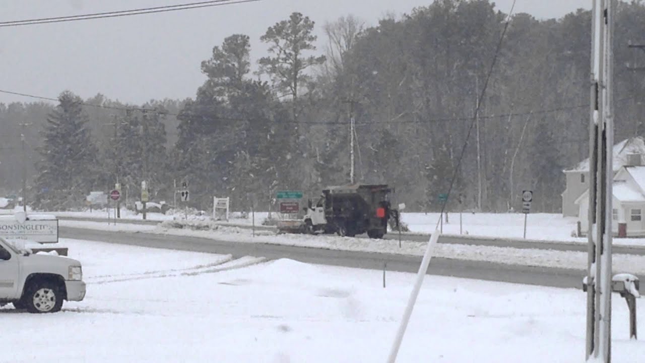 VDOT plowing in Hayes, VA - YouTube
