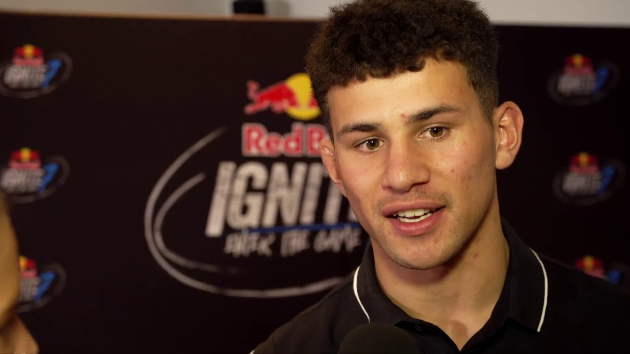 Player Spotlight: Jacob Kneepkens - YouTube