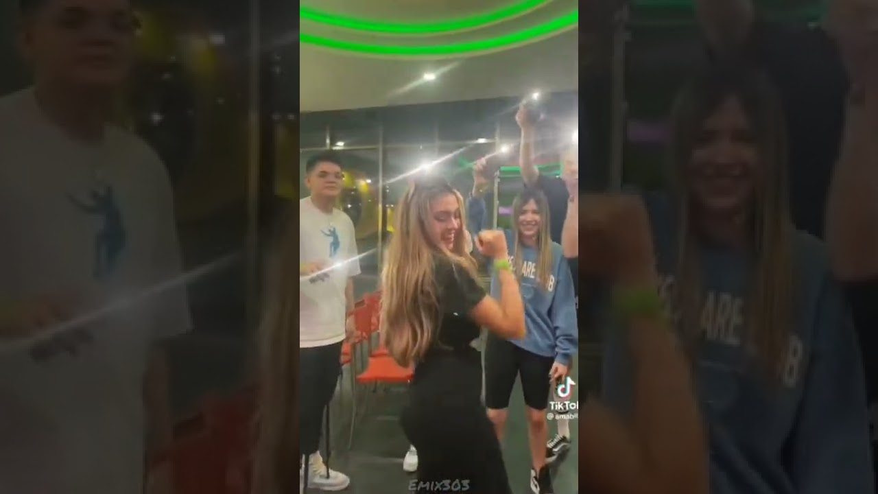 modelo @Rivers @Ari Gameplays @Ama Blitz @Komanche @JuanSGuarnizo @El ...