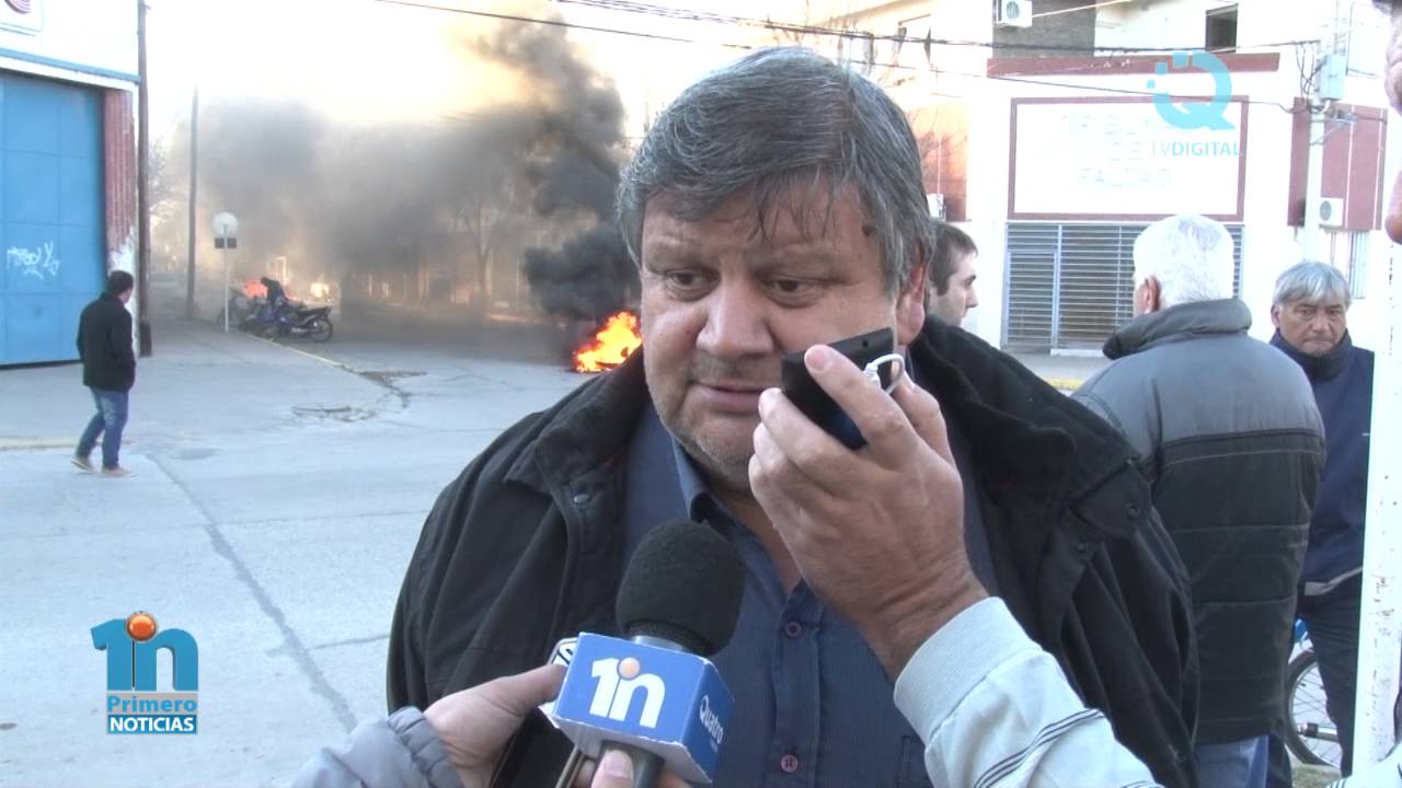 Walter Carranza Tercer día de protesta y paro de empleados municipales ...