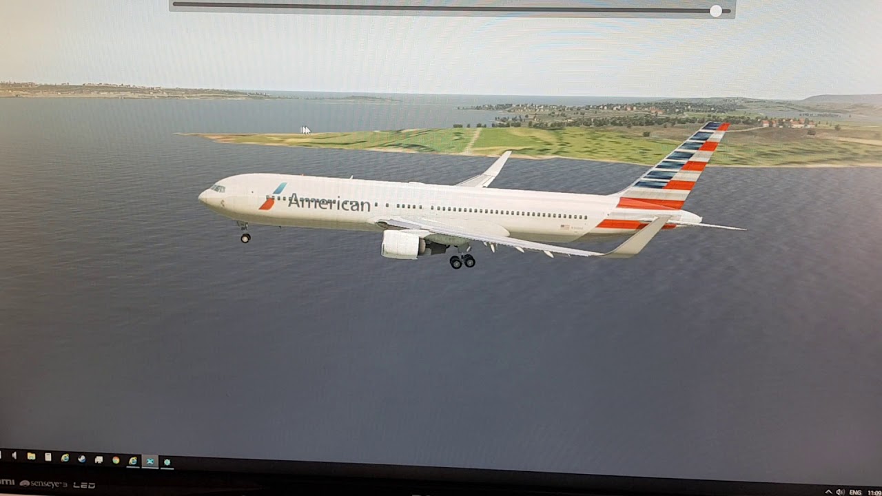 X plane 11 767 300 autoland (first time :) ) - YouTube