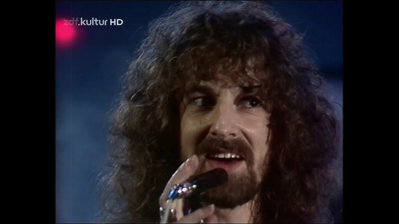 Barclay James Harvest - Life Is For Living (disco 1981) | HD - YouTube