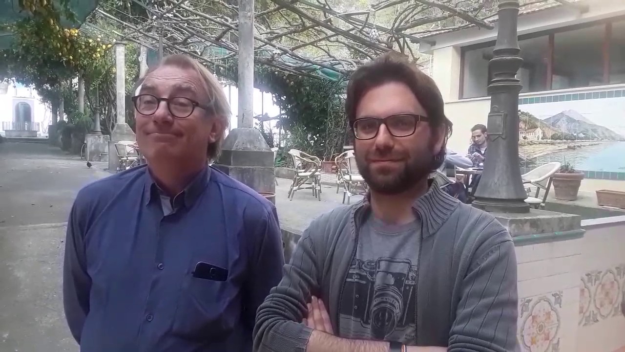 Maiori Amalfi Coast progetto Acarbio Yoga della risata con Pierre Fayet ...