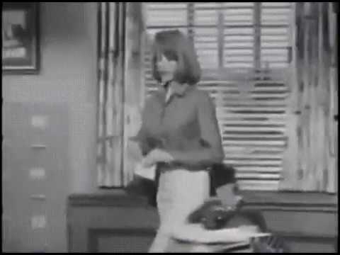 Hot secretary lady, 1965