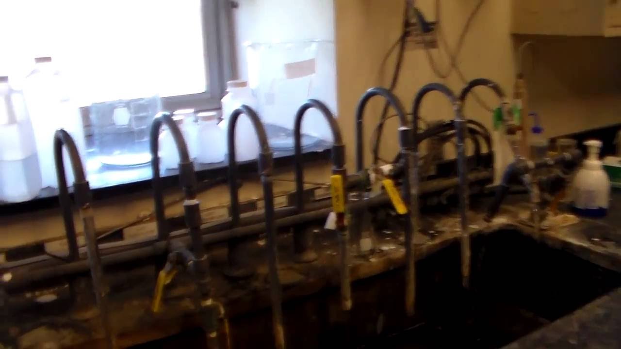 Drinking Water Operator Laboratory for a Large Water Treatment Plant ...